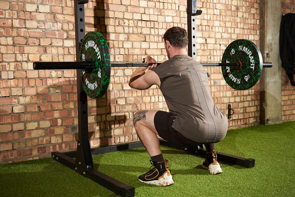 Front Squat Benefits | Mirafit