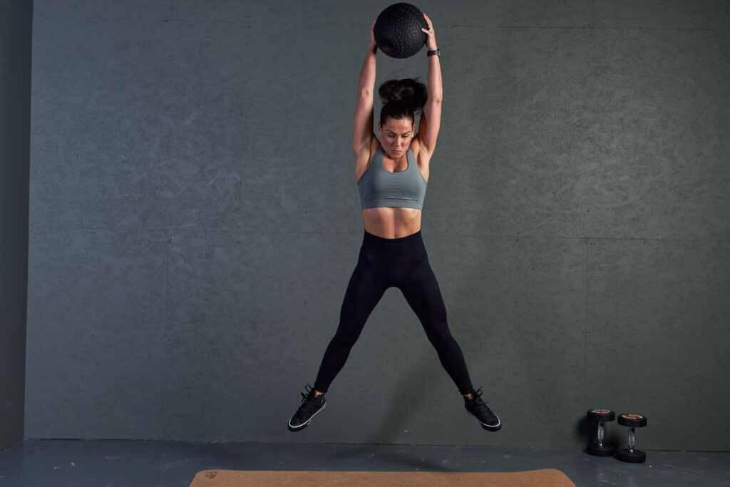 Make Every Minute Count With An EMOM Workout | Mirafit