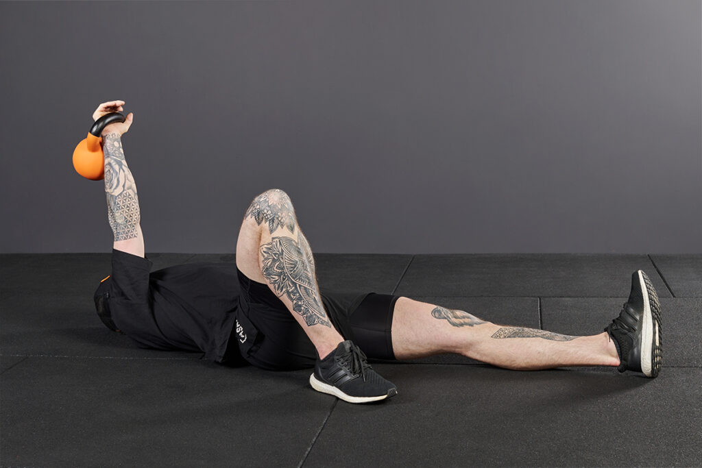 How to Perform a Turkish Get Up | Mirafit