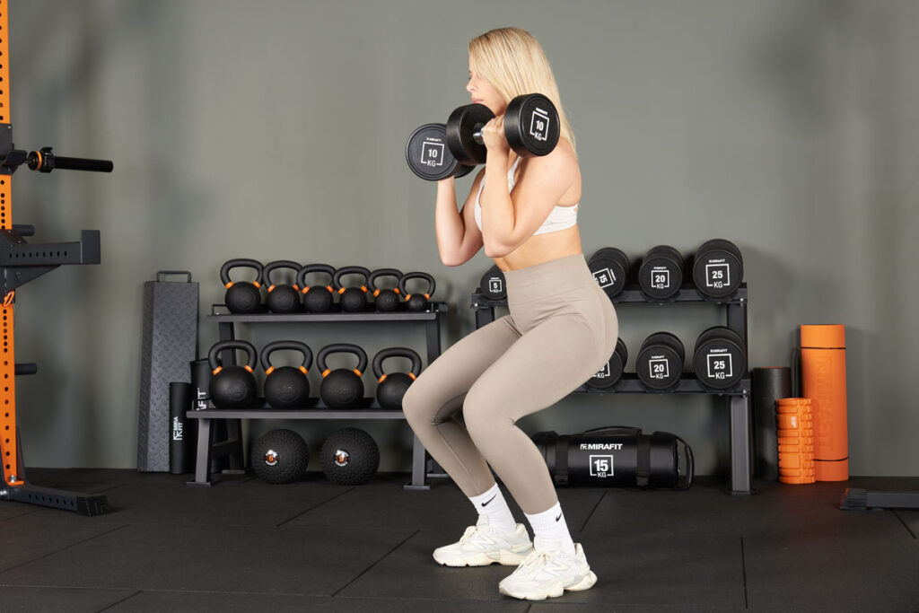 How to Quarter Squat | Mirafit