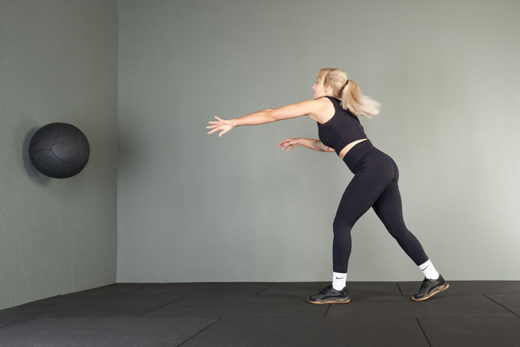 Strength and Conditioning For Combat Sports | Mirafit