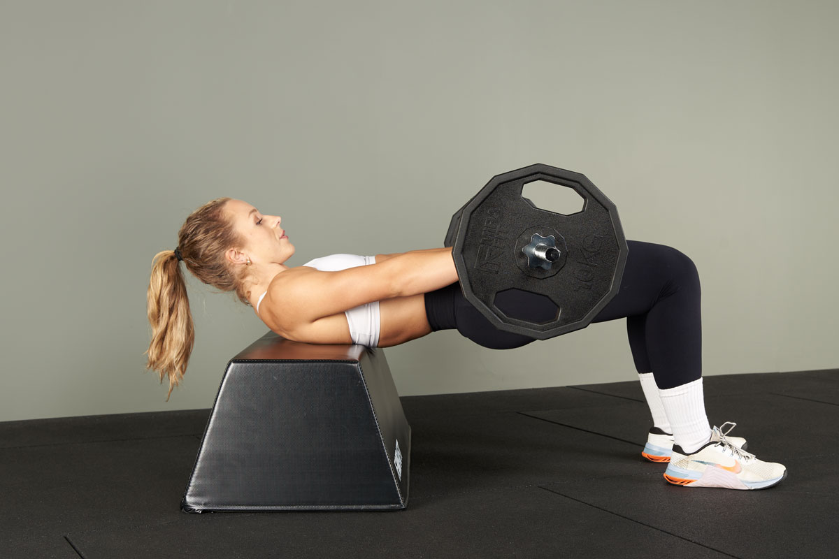 Knee Friendly Leg Day Workout | Mirafit