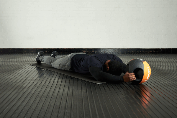 10 best medicine ball exercises (for a full body workout) | Mirafit